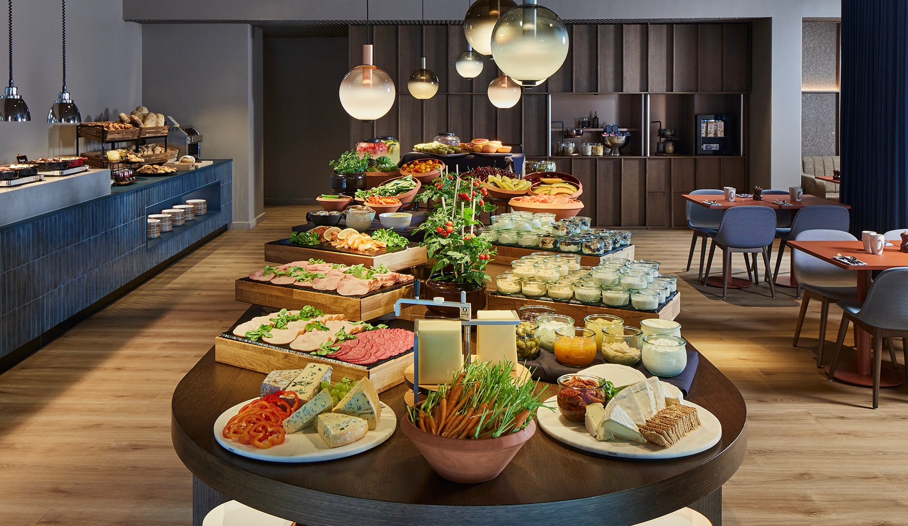 Luksuriøs brunchbuffet med bobler på Hotel Marriott - spar 37%