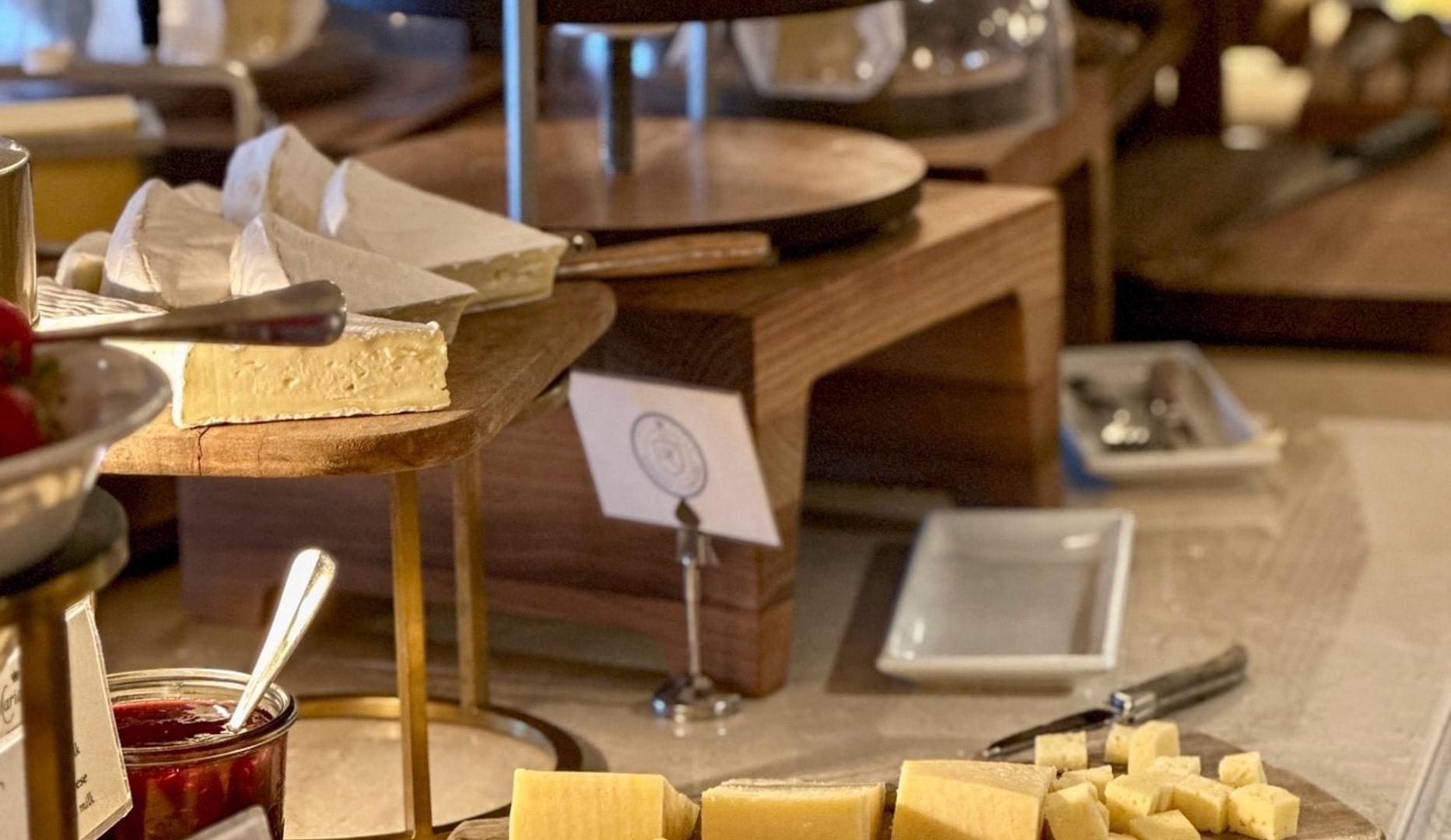 Luksuriøs brunchbuffet på Marienlyst Strandhotel - spar 37% - 3000 ...