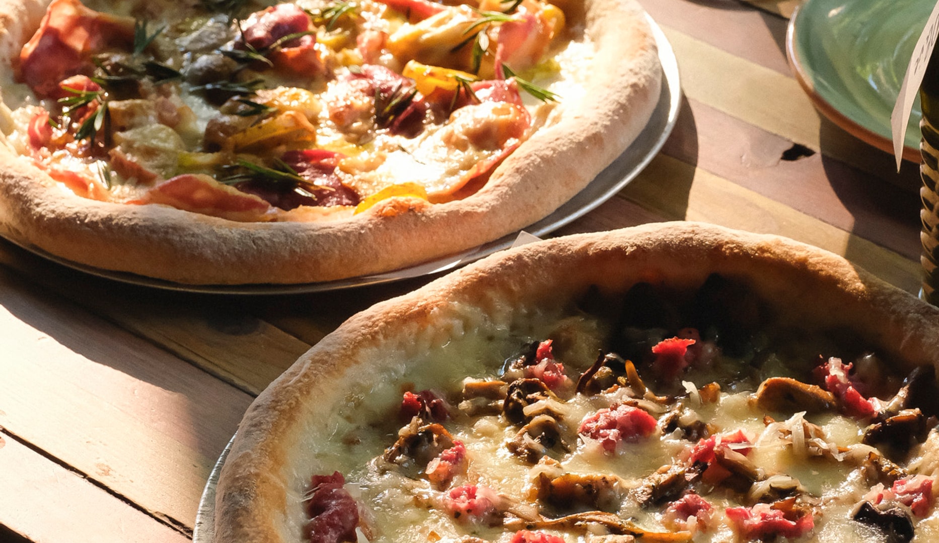 Rost til skyerne: 3-retters m/ Pizza & italienske specialiteter hos ...