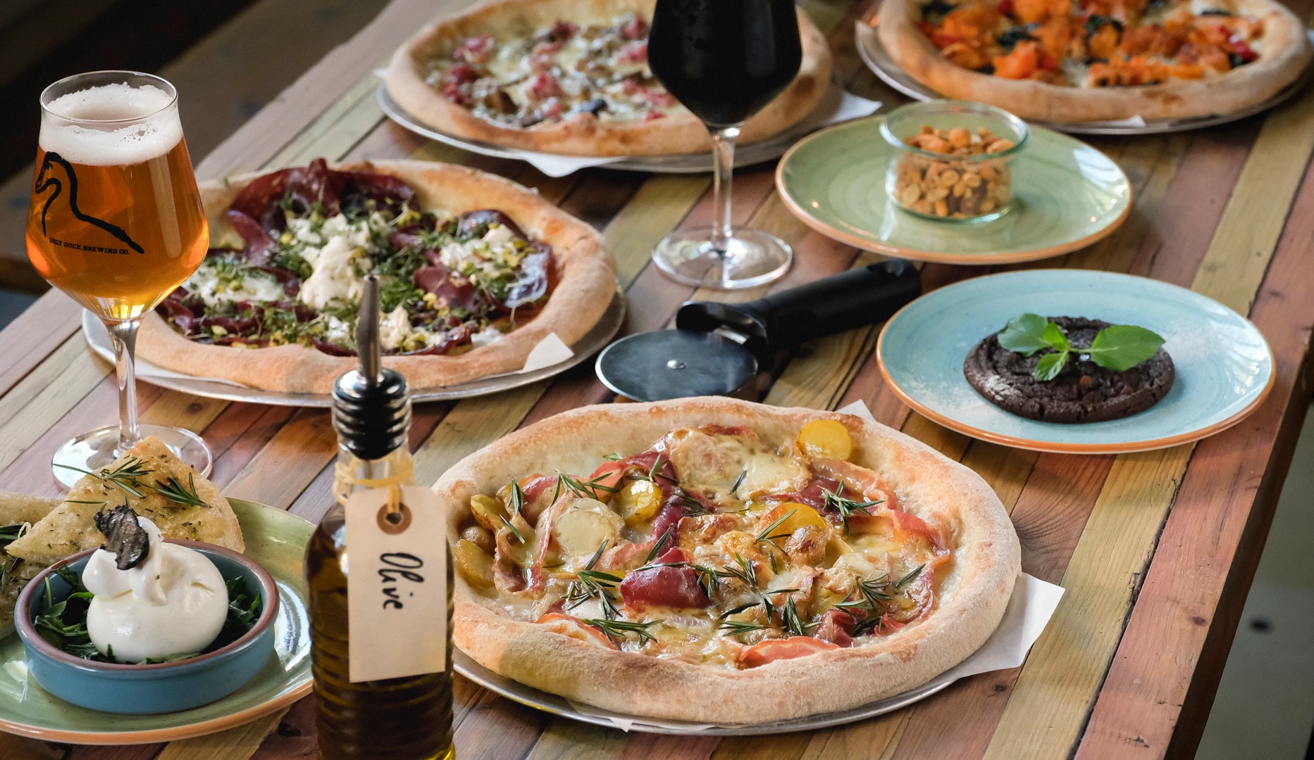 Rost til skyerne: 3-retters m/ Pizza & italienske specialiteter hos ...